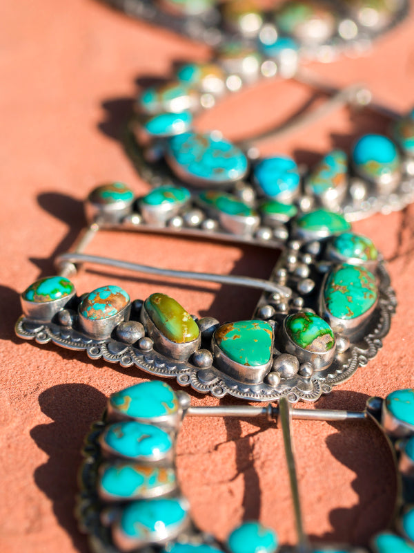 Buckles – Brit West