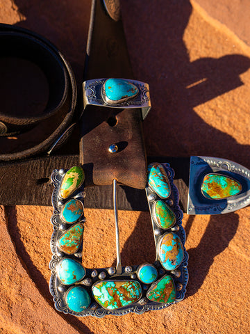 Buckles – Brit West